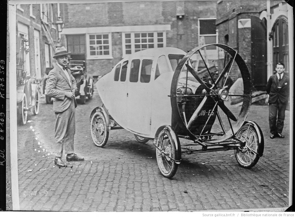 Hélica by Marcel Leyat - Revivaler