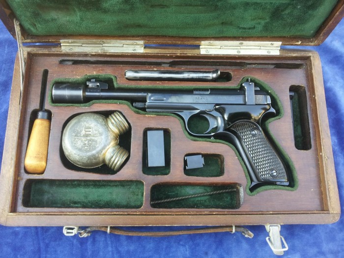 Mikhail Margolin and His Target Pistols - Revivaler