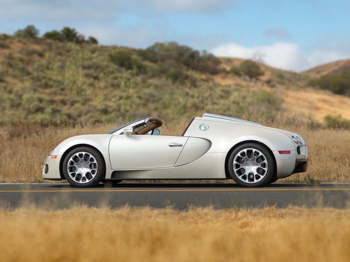 Bugatti Veyron 16.4 Grand Sport - Revivaler