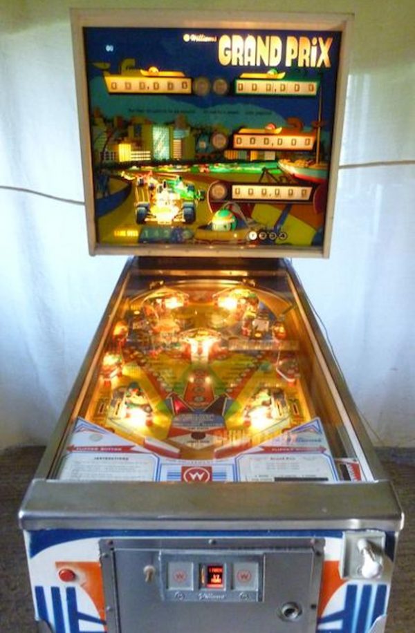 A Grand Prix pinball machine - Revivaler