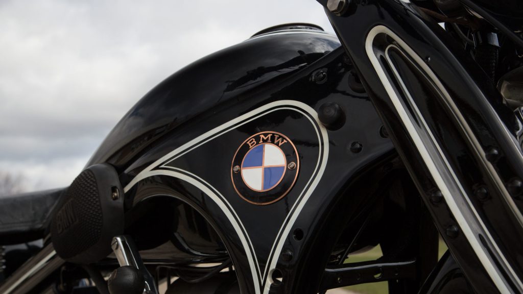 BMW R16 - Revivaler