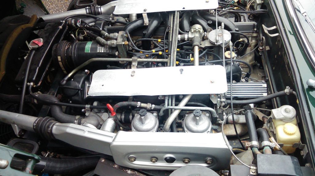 Jaguar E-Type Series III V12 - Revivaler