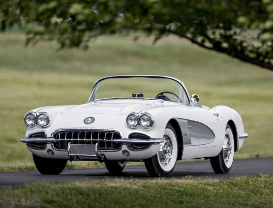 Chevrolet Corvette Convertible - Revivaler