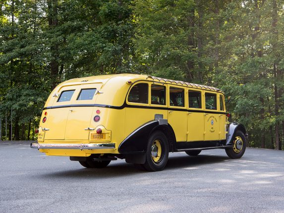 White Model 706 Yellowstone Park Tour Bus - Revivaler