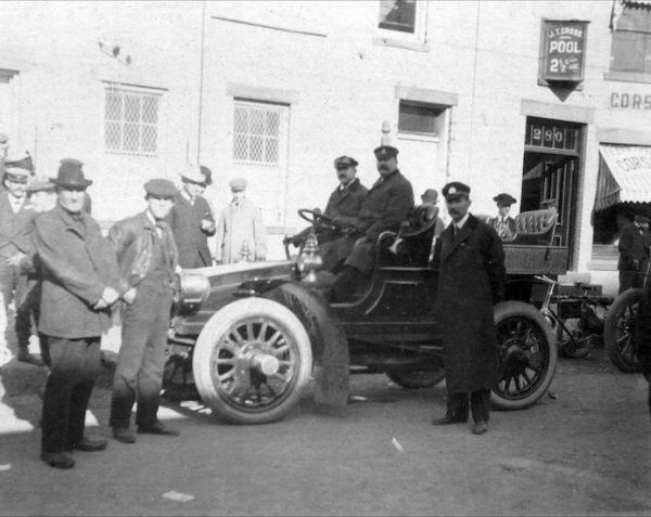 Packard Model G Four-Passenger Surrey - Revivaler