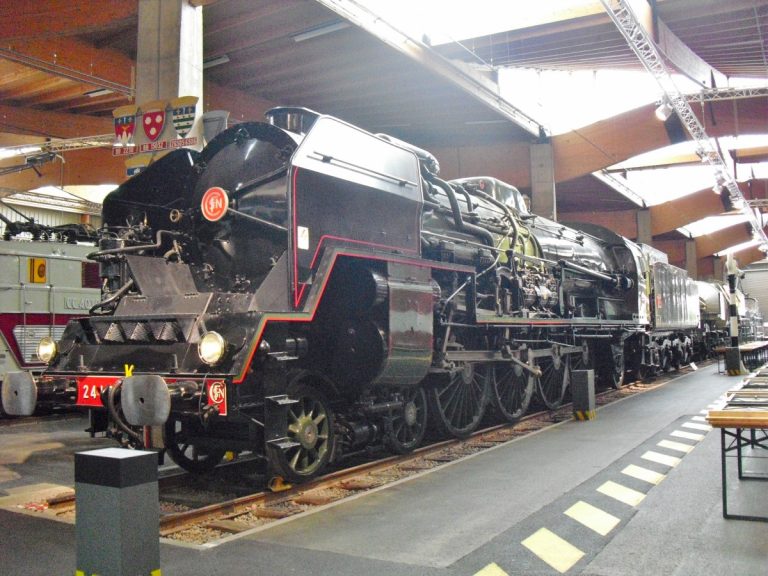 The French 241P Steam Locomotive - Revivaler