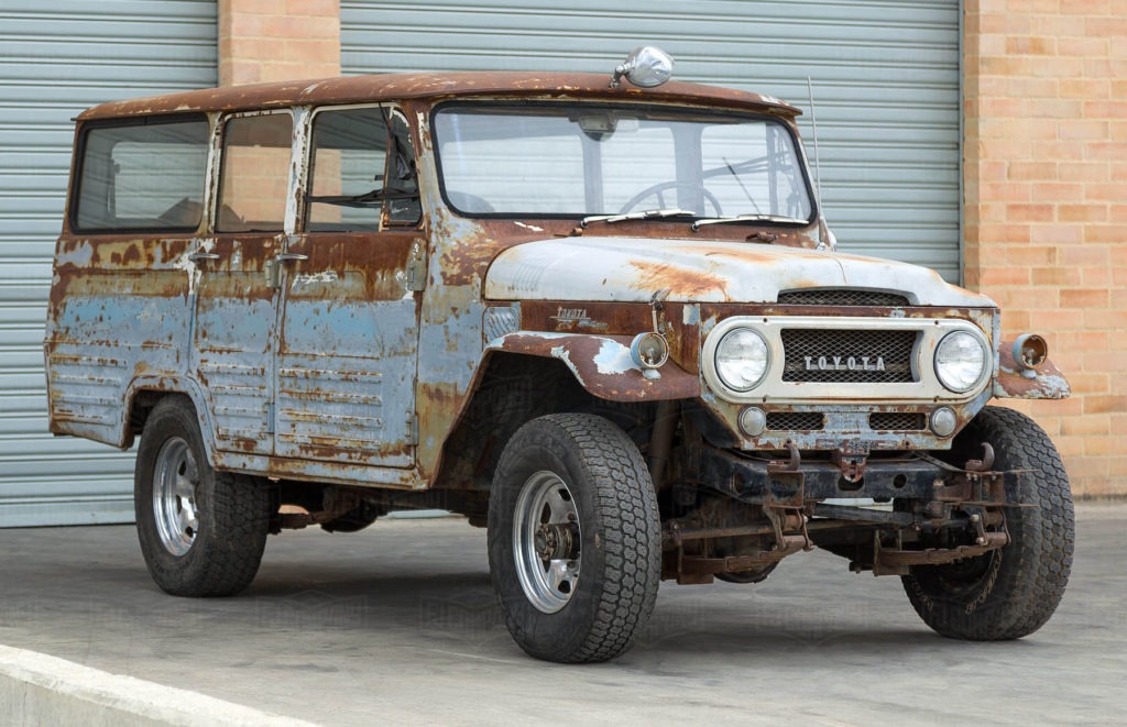 Toyota Land Cruiser FJ45V - Revivaler