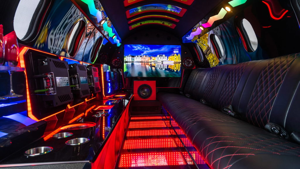 Limo-Jet "Lear Jet" Limousine - Revivaler