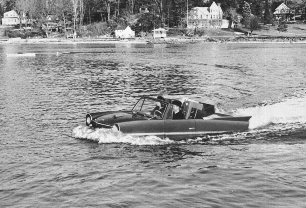 The Gibbs Aquada - Revivaler