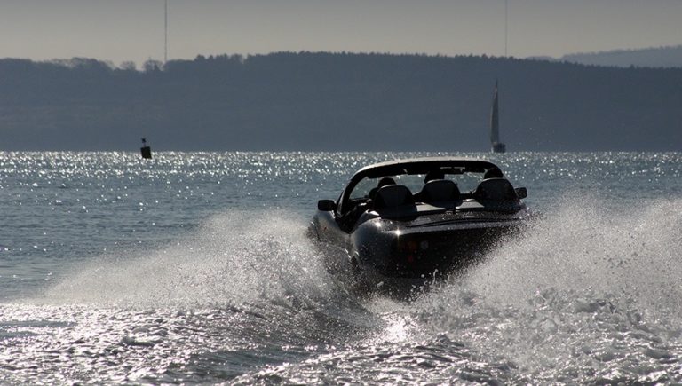 The Gibbs Aquada - Revivaler