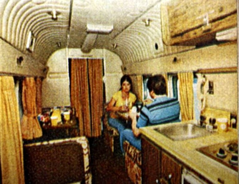 Winnebago Heli-Home - Revivaler