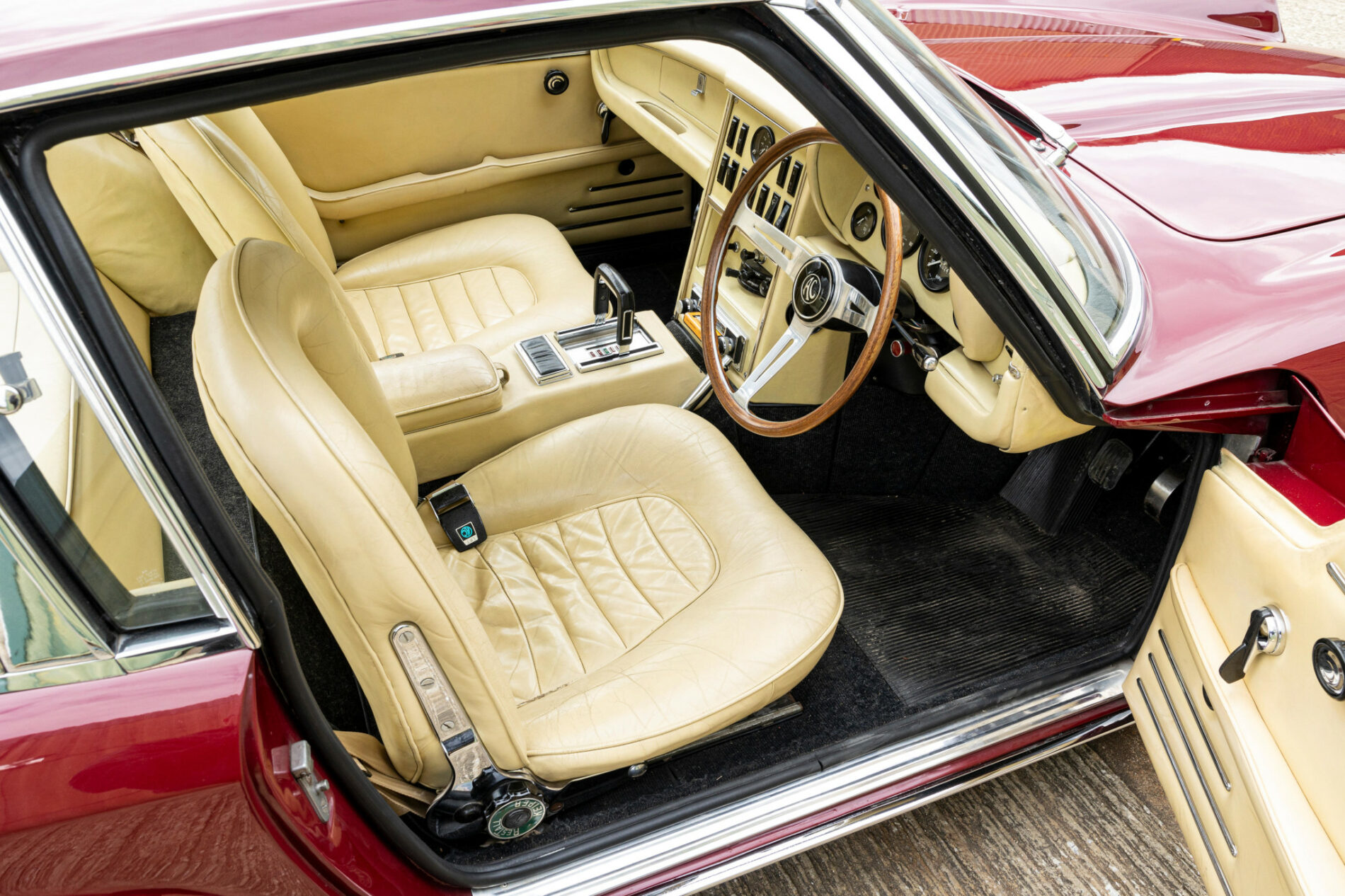 AC 428 Frua Coupé - Revivaler