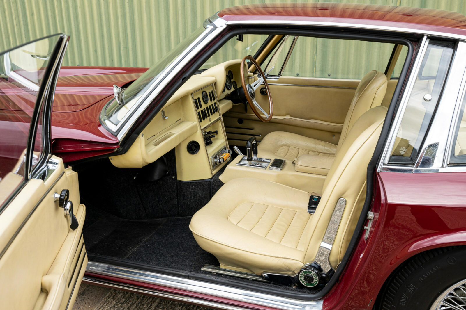 AC 428 Frua Coupé - Revivaler