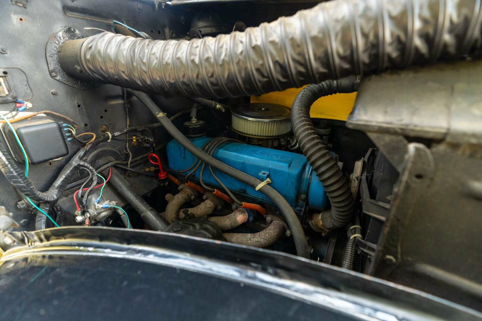 Austin FX3 "Abbey Road" Ex-London Taxi - Revivaler