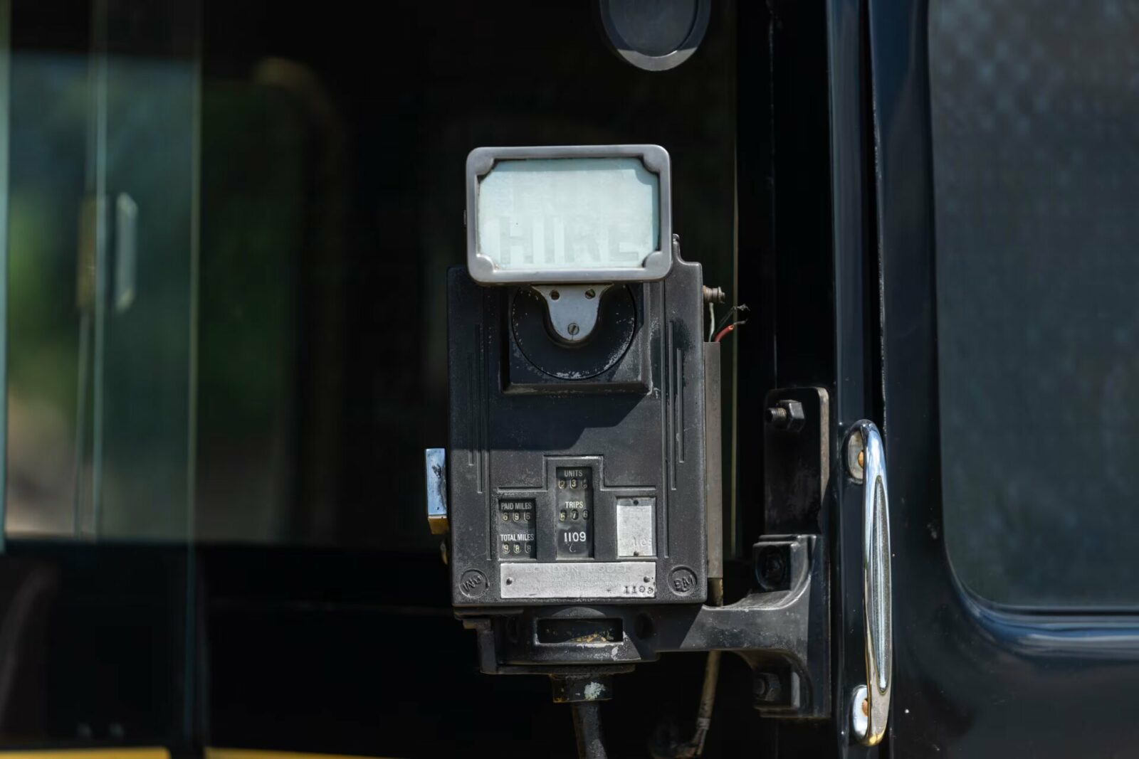 Austin FX3 "Abbey Road" Ex-London Taxi - Revivaler