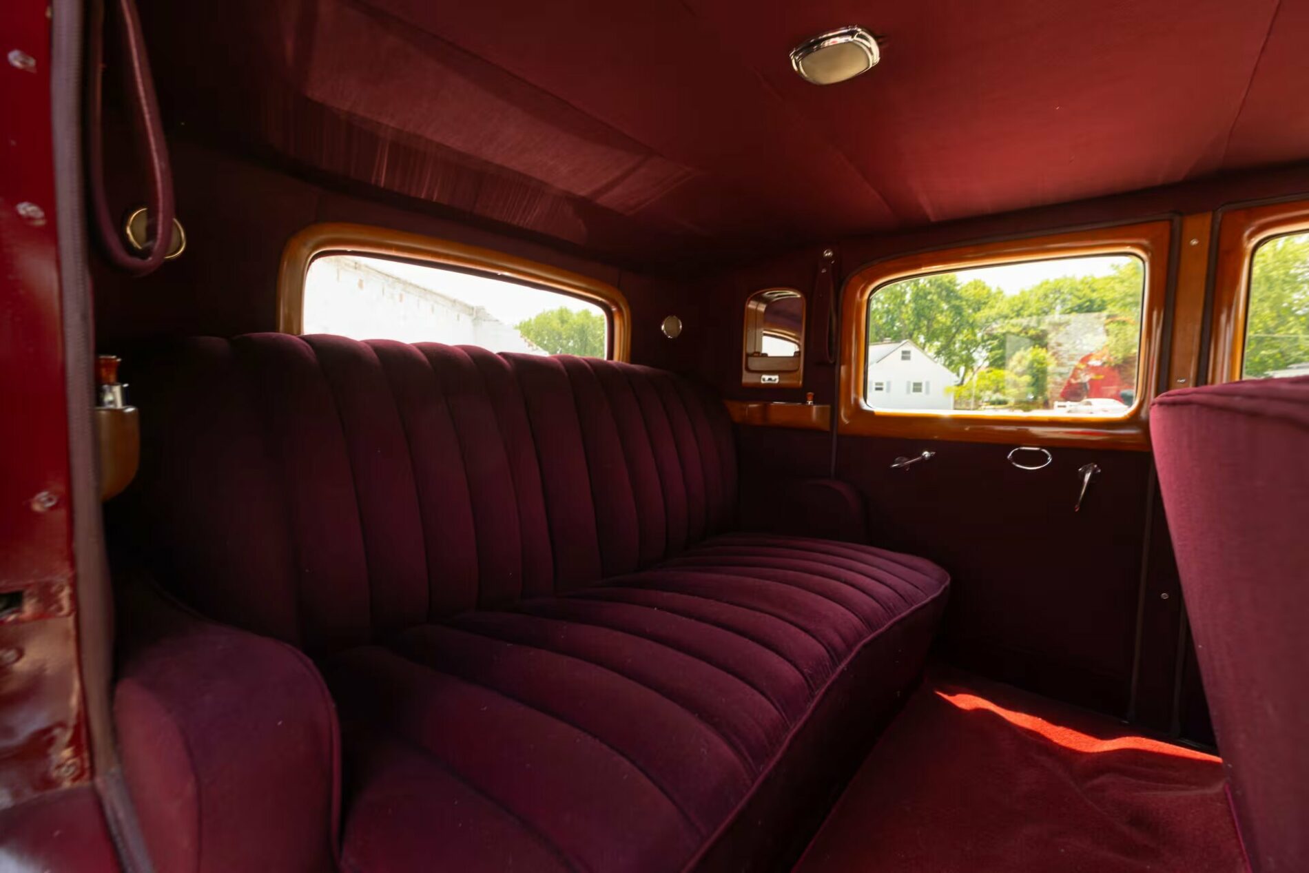 1929 Duesenberg Model J LaGrande Blind Quarter Brougham - Revivaler