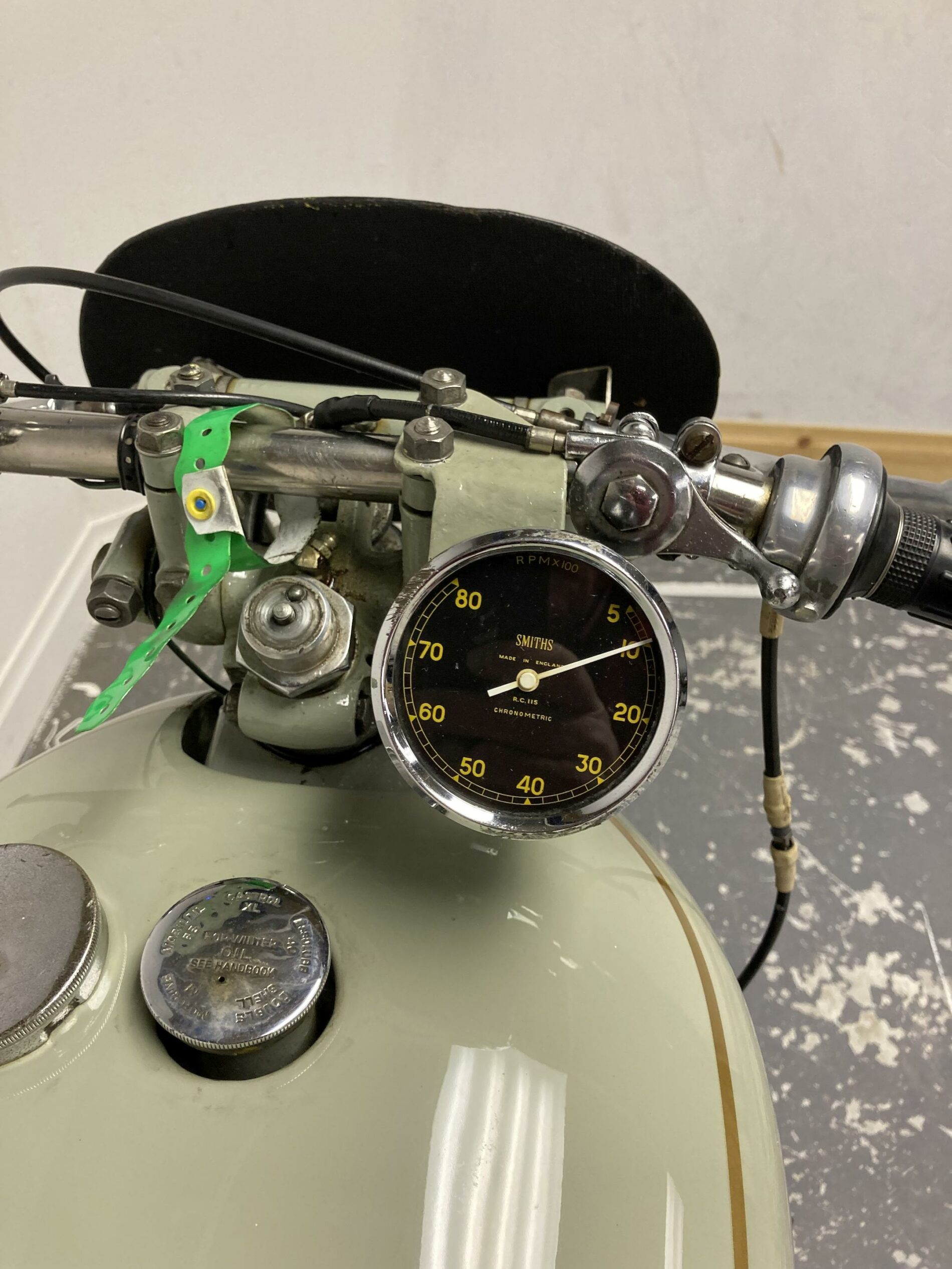 Vincent Grey Flash - Revivaler