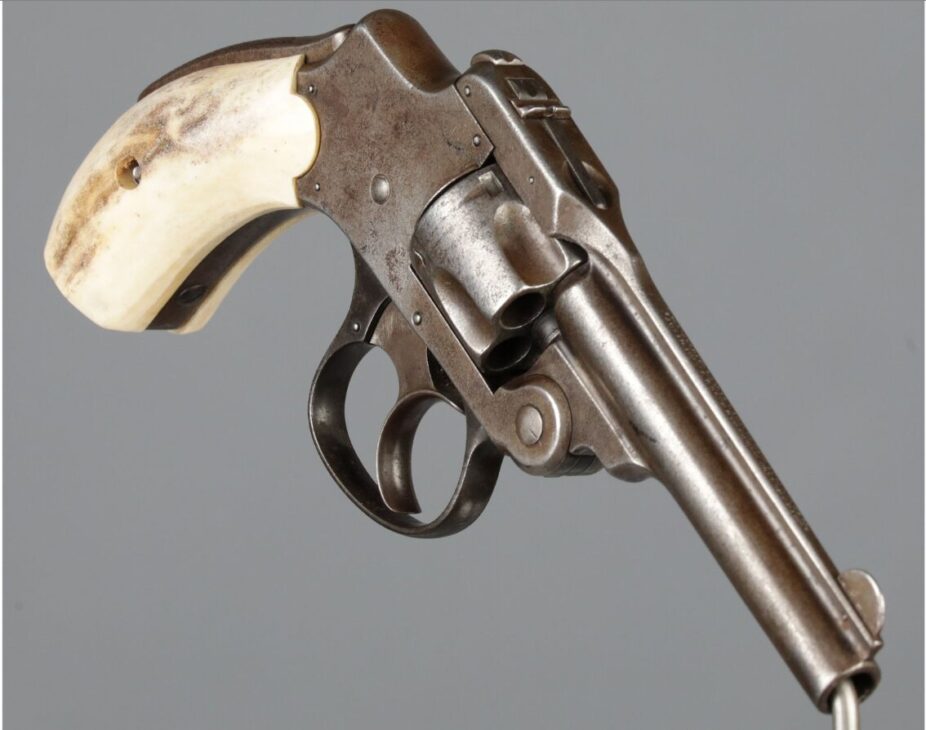 Smith & Wesson Safety Hammerless Double Action Revolvers - Revivaler