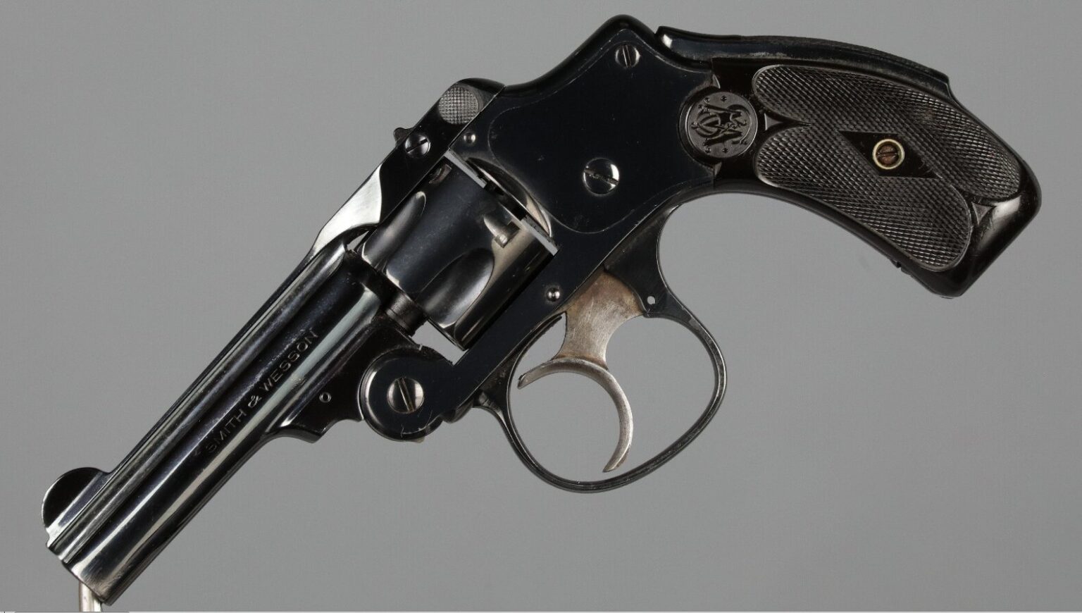 Smith & Wesson Safety Hammerless Double Action Revolvers - Revivaler